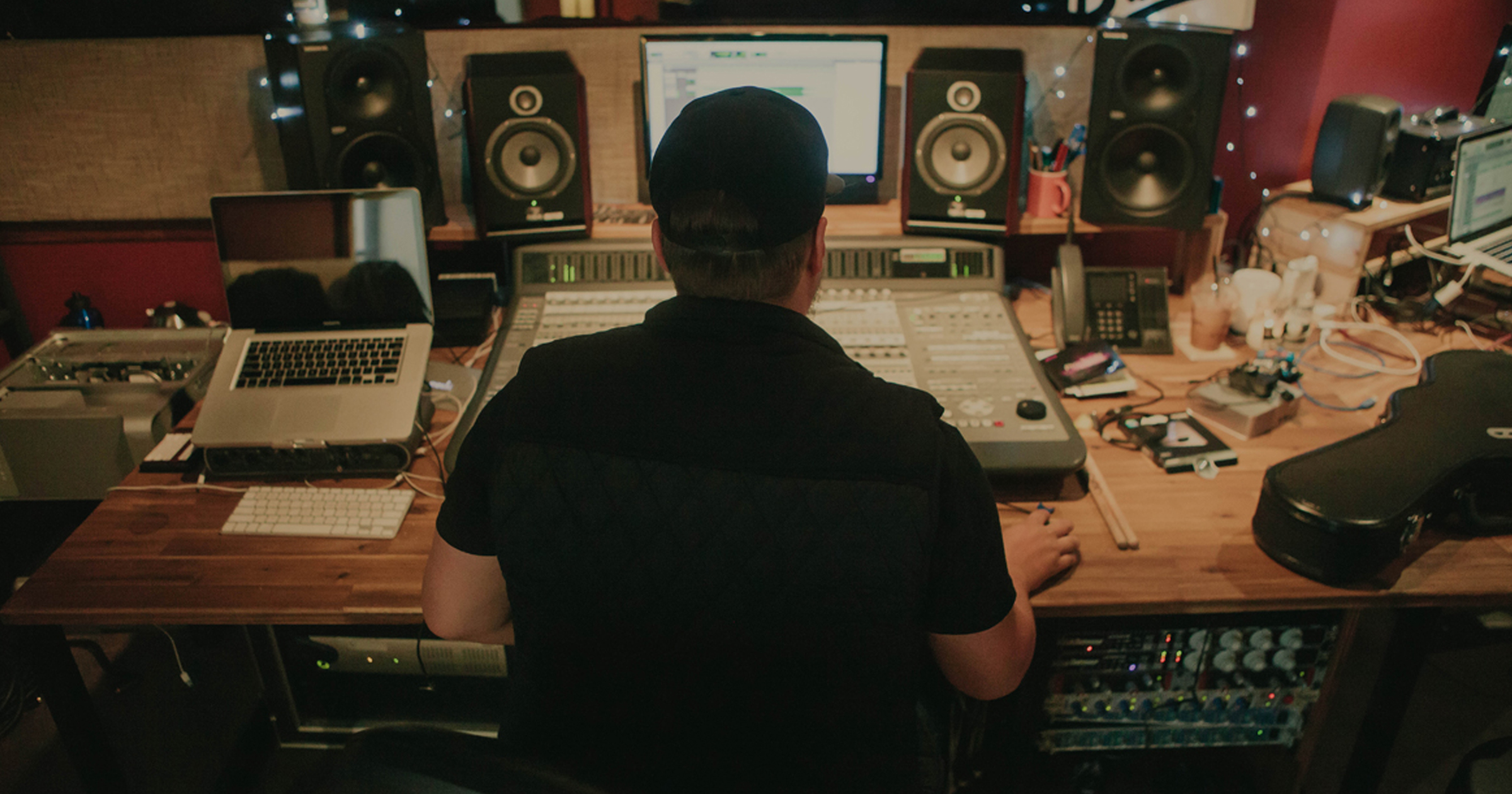 Artist Spotlight: Ryan Taubert - Musicbed Blog